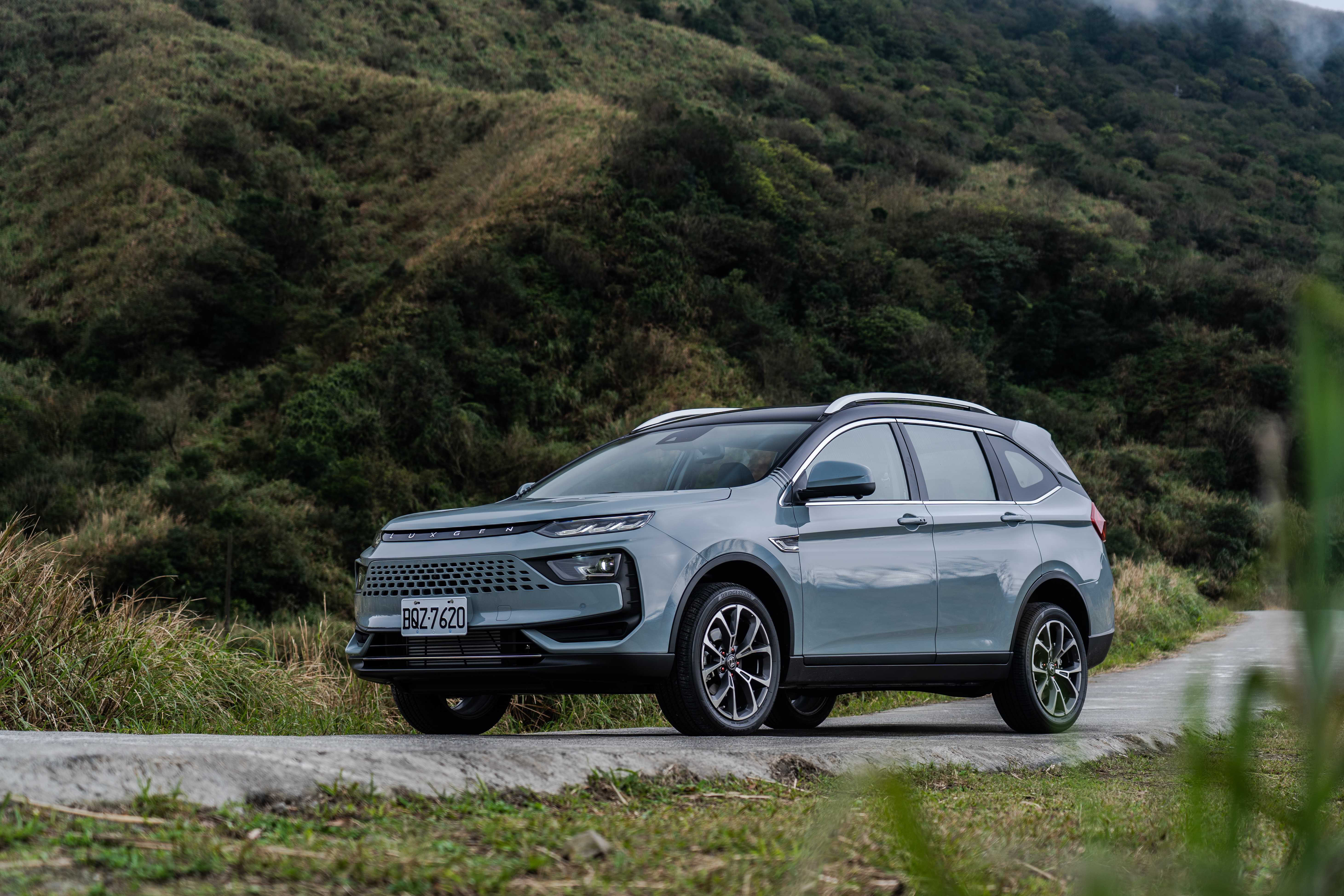 2023小改款LUXGEN URX NEO 7人大生活家版試駕 全家一起出門同樂的回憶就靠它!｜SiCAR 愛車酷