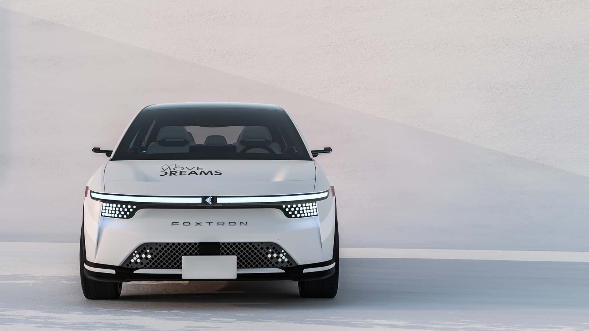 日內瓦車展亮相！ 鴻華先進打造純電掀背車Model B 預計Q4量產｜SiCAR 愛車酷