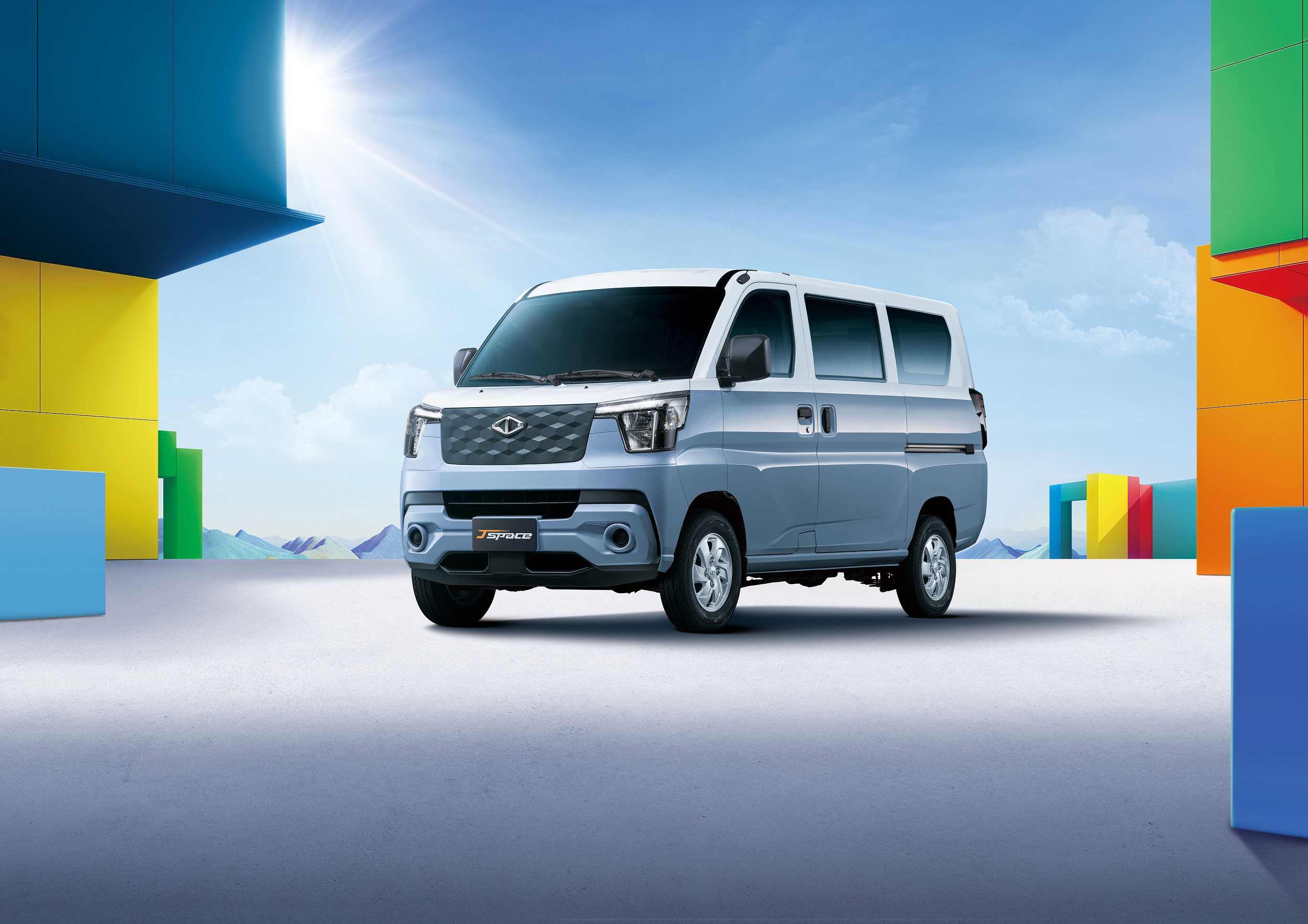 2025年最佳生活提案 CMC全新世代J SPACE創造彩色生活領先同級 導入Level 2 ADAS先進駕駛輔助系統！即日起搶先預購 廂車舊換新50萬起 “三冠王”貨車舊換新48萬起 ...