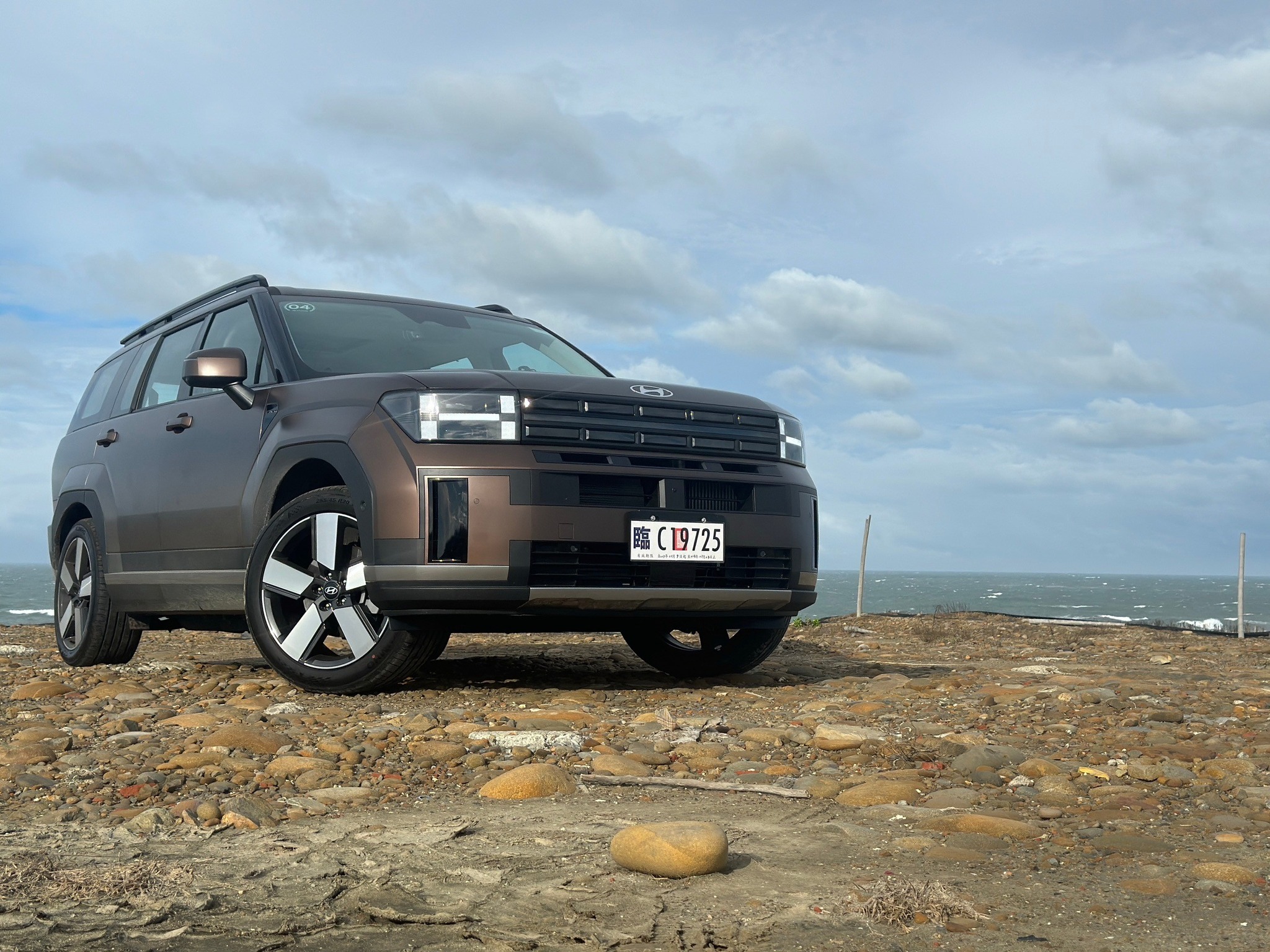 第五代Hyundai Santa Fe山土匪來了 ! 售價 172.9萬起｜SiCAR 愛車酷