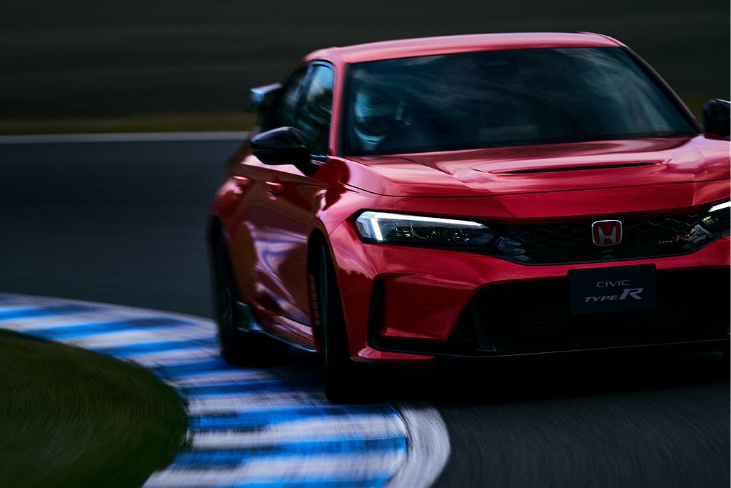 加選黑內裝就多20萬？誰叫這台是Honda Civic Type R Racing Black Package！｜SiCAR 愛車酷
