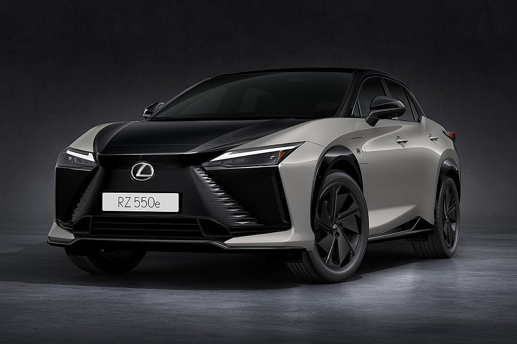 Lexus RZ豪華電動車改款蛻變！RZ 550e F SPORT搖身一變成性能休旅｜SiCAR 愛車酷