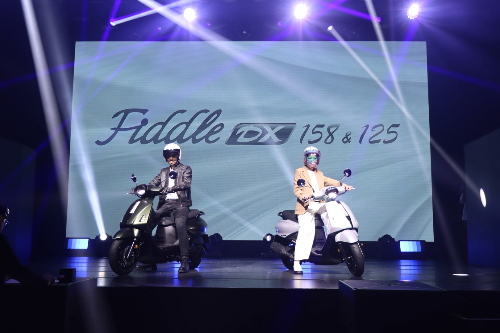 SYM全新Fiddle車系正式登場全台首發風格旗艦Fiddle DX 158與進化節能Fiddle 125，一同為都會騎士量身打造理想座駕 ...